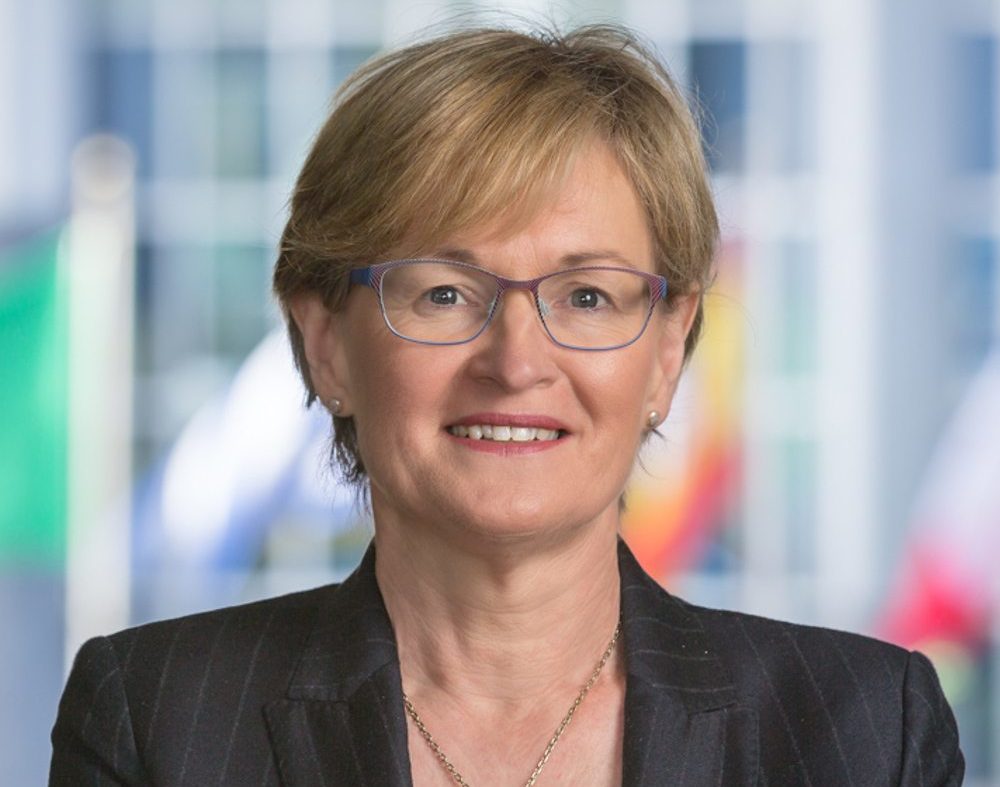 IFA President Tim Cullinan Congratulates Mairead McGuinness - Irish ...